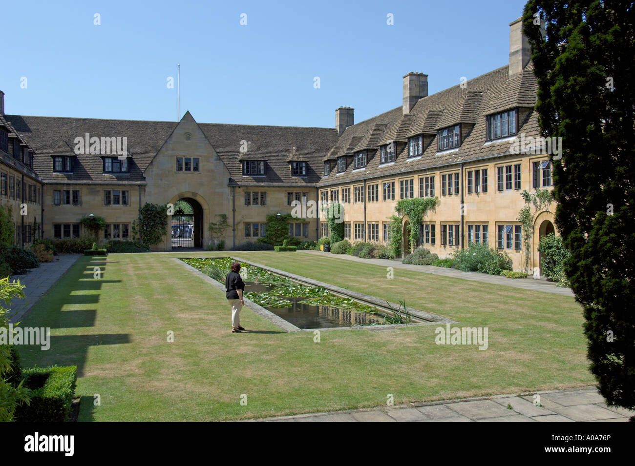 Nuffield College Garden Oxford University Oxford England Stock Photo ...