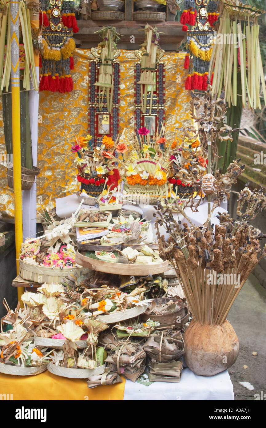 Bali, Offerings At Temple Stock Photo - Alamy