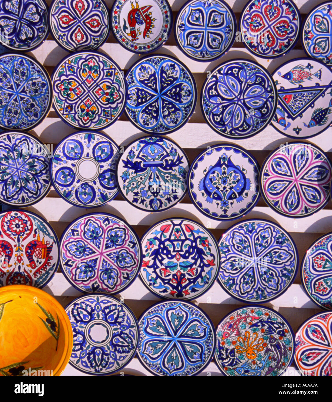 Hand colored plates hi-res stock photography and images - Alamy