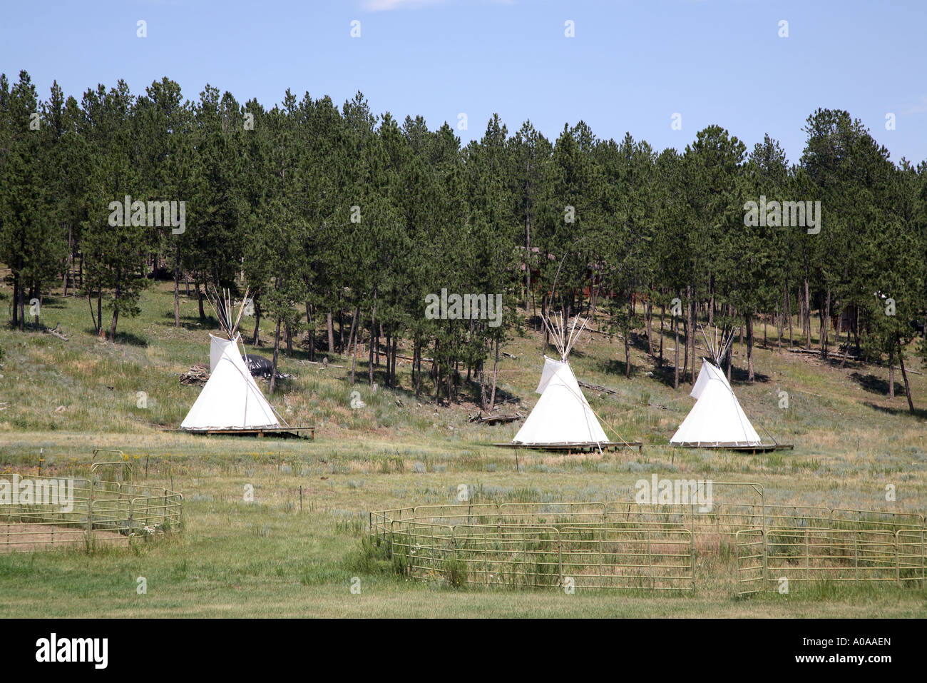 Indianer zelt hi-res stock photography and images - Alamy