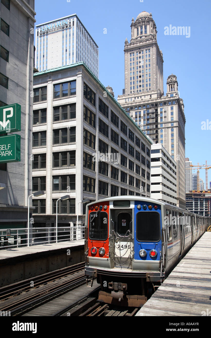 Jewelers loop hi-res stock photography and images - Alamy