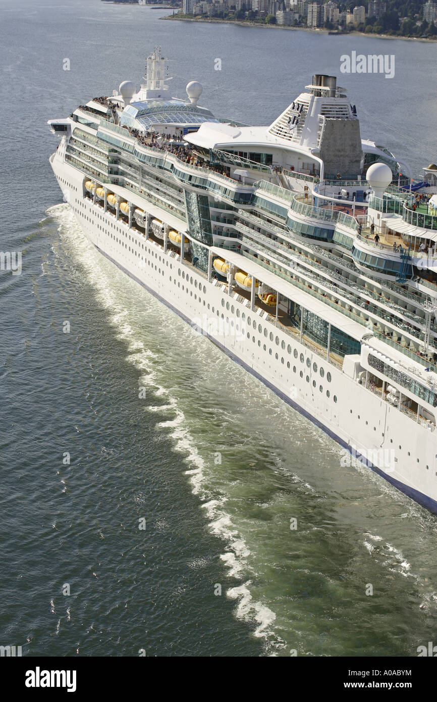 Cruise ship departing Vancouver, Canada Stock Photo - Alamy