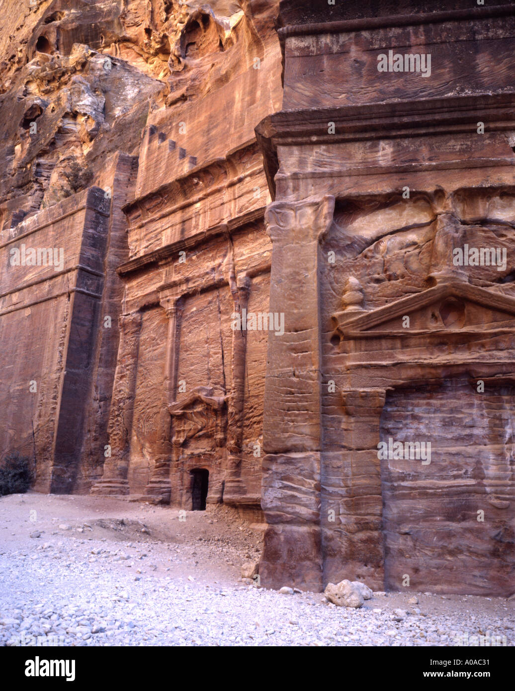 Buildings carved into the rock Petra Jordan Stock Photo - Alamy