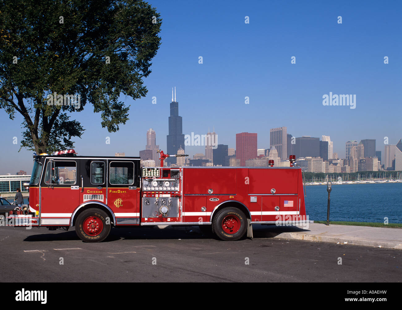 Chicago fire department fire engine hi-res stock photography and images ...