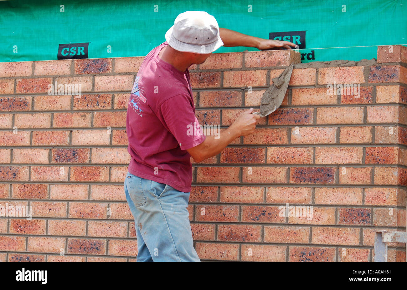Constructing a brick wall hi-res stock photography and images - Alamy