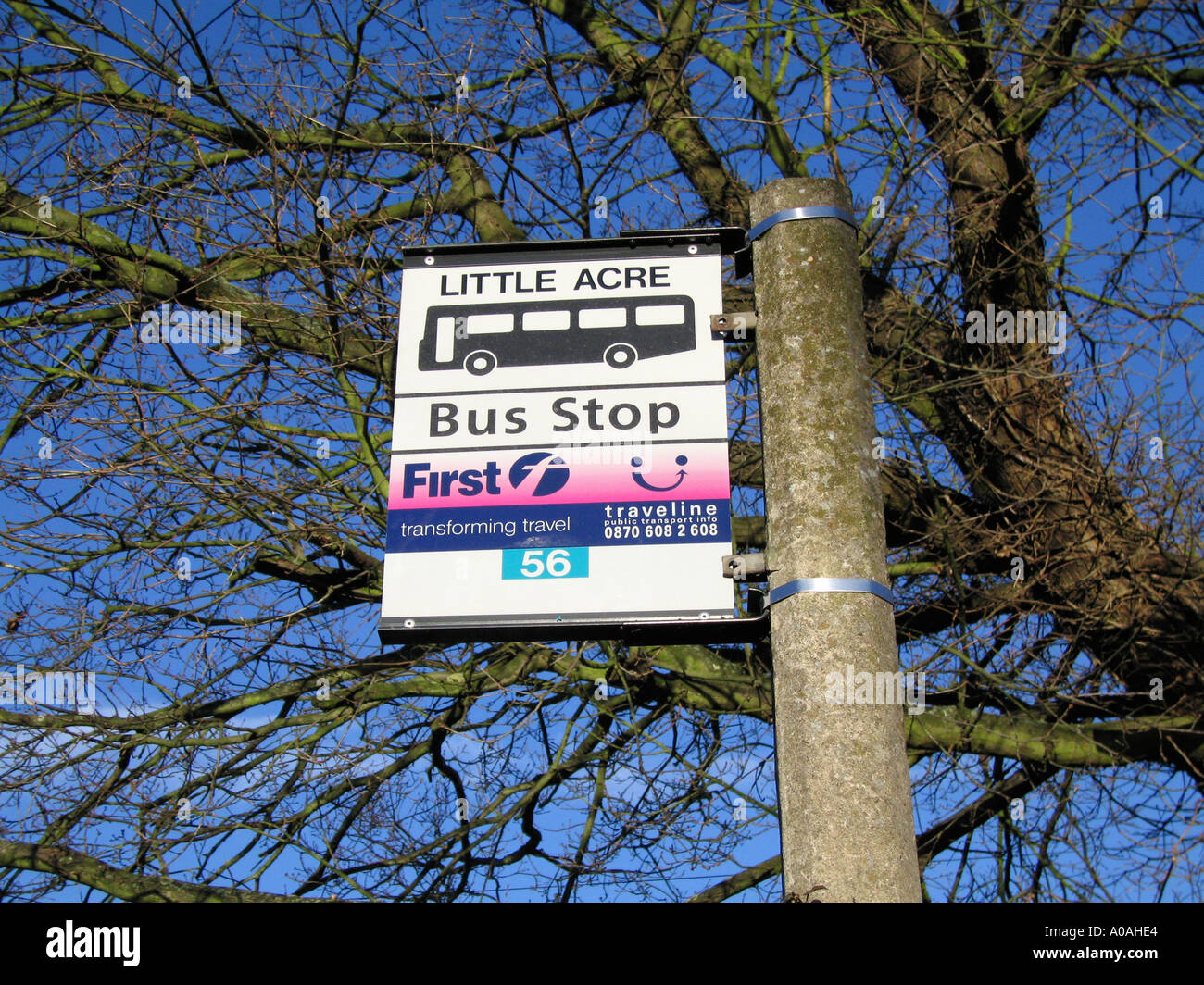 Bus Stop Countryside Uk High Resolution Stock Photography and Images ...