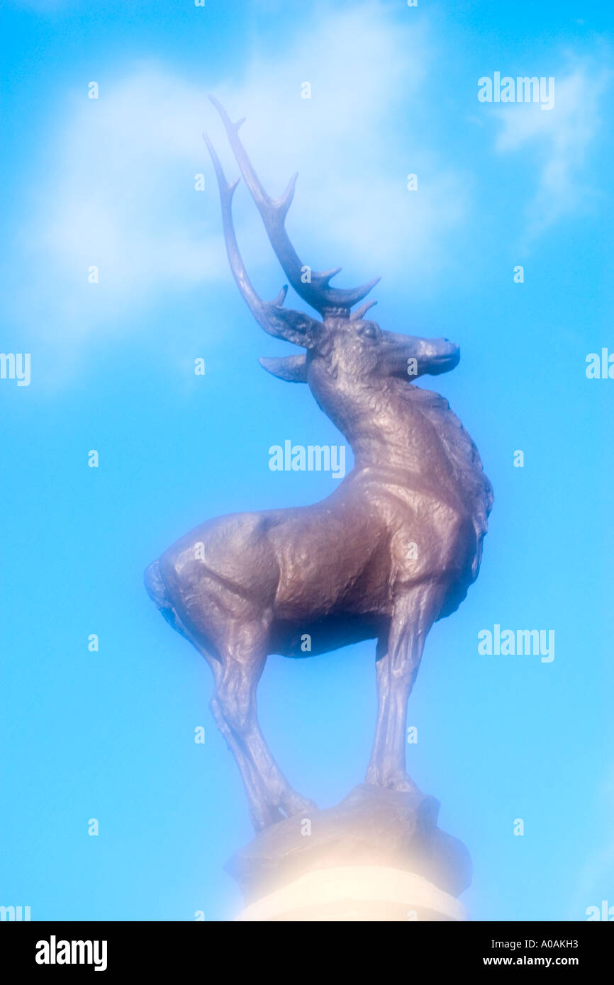 Metal statue of a stag Stock Photo - Alamy
