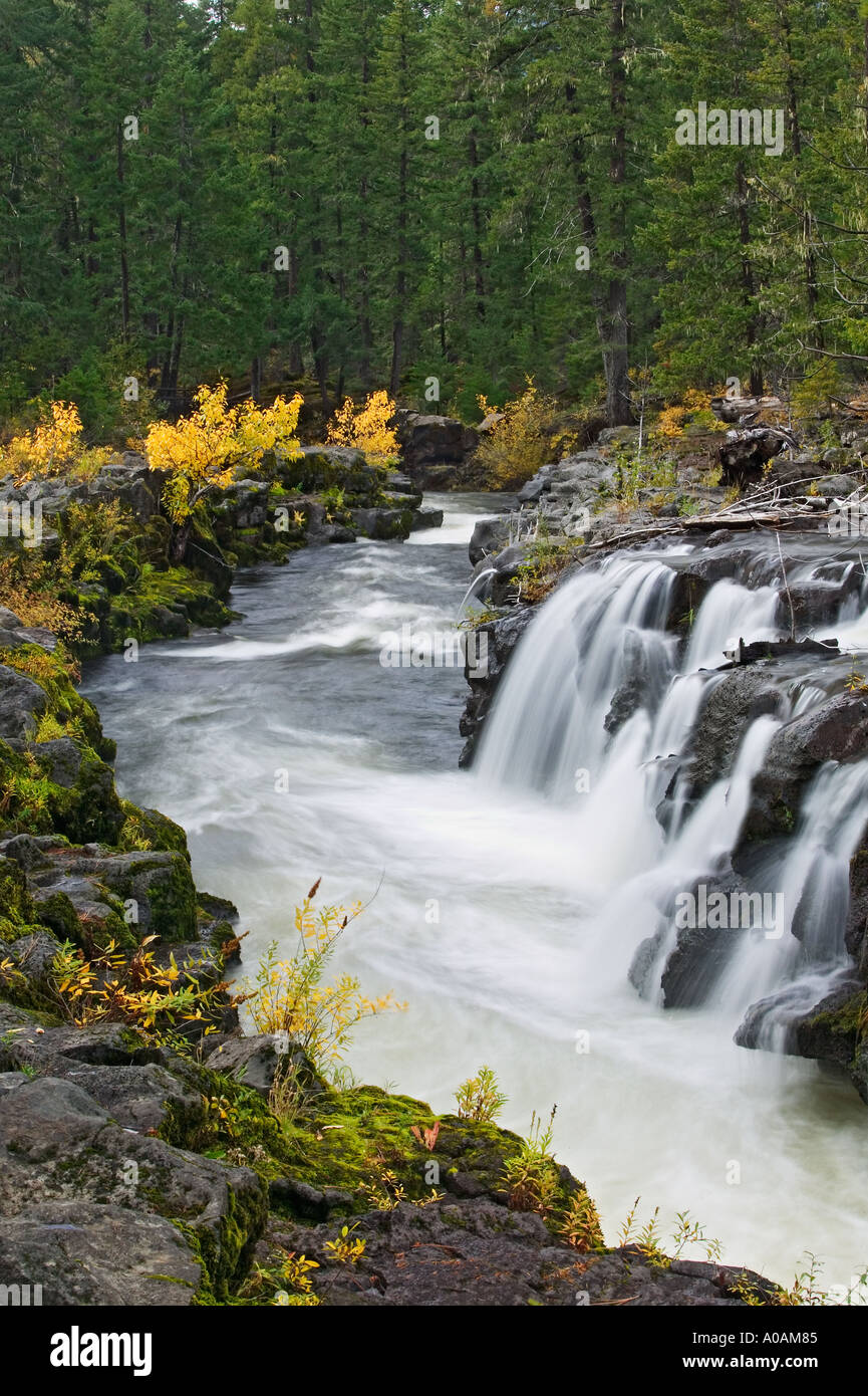 Rogue River Gorge and fall color Rogue River Wild and Scenic River ...