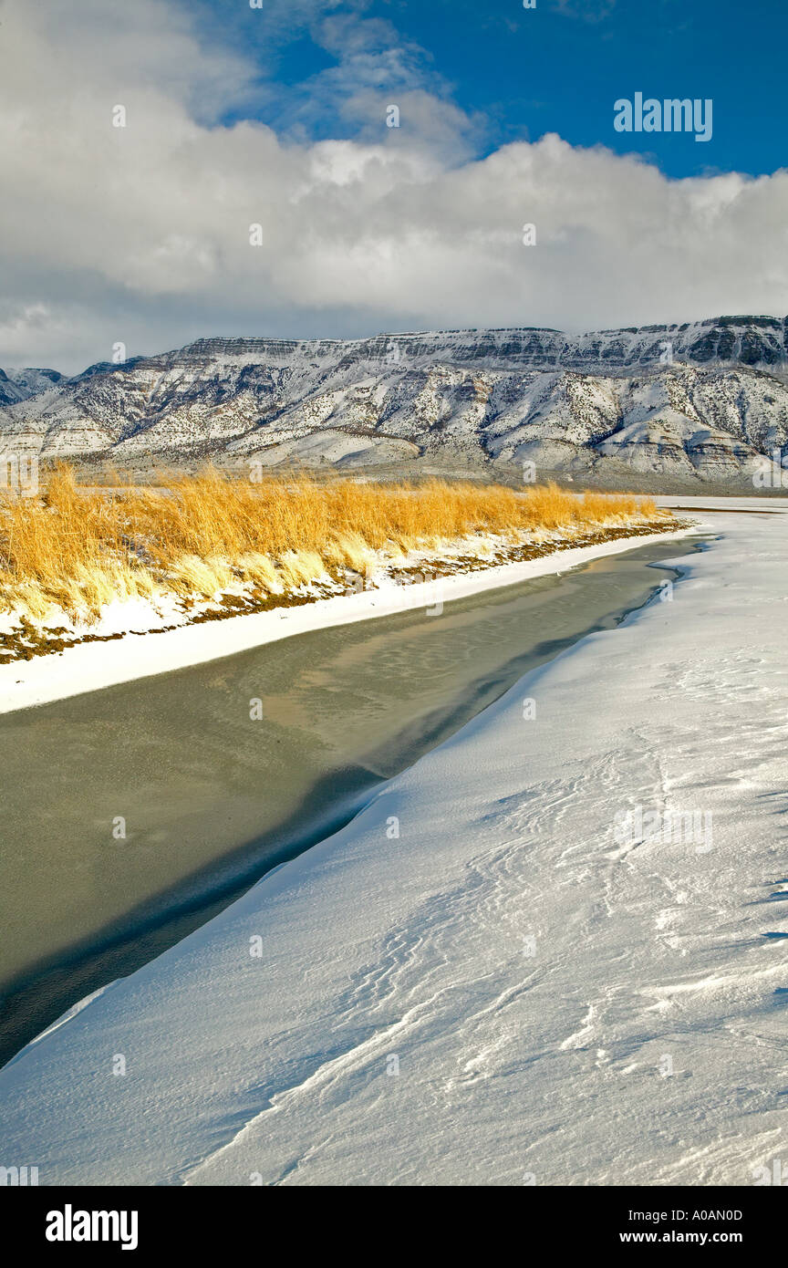 Frozen Hart Lake and Hart Mountain Stock Photo - Alamy
