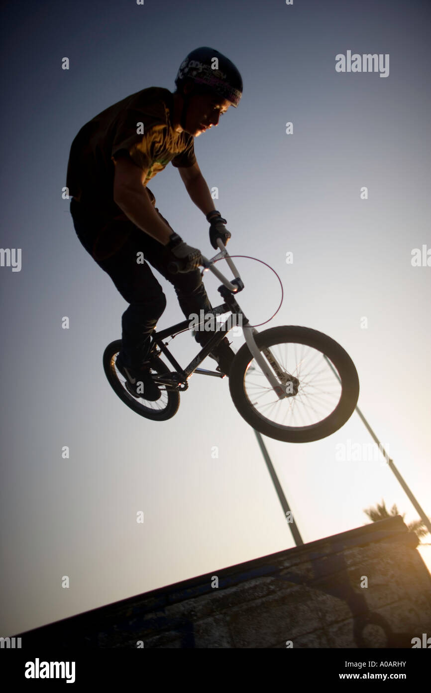 Bmx rider in mid air hi-res stock photography and images - Alamy