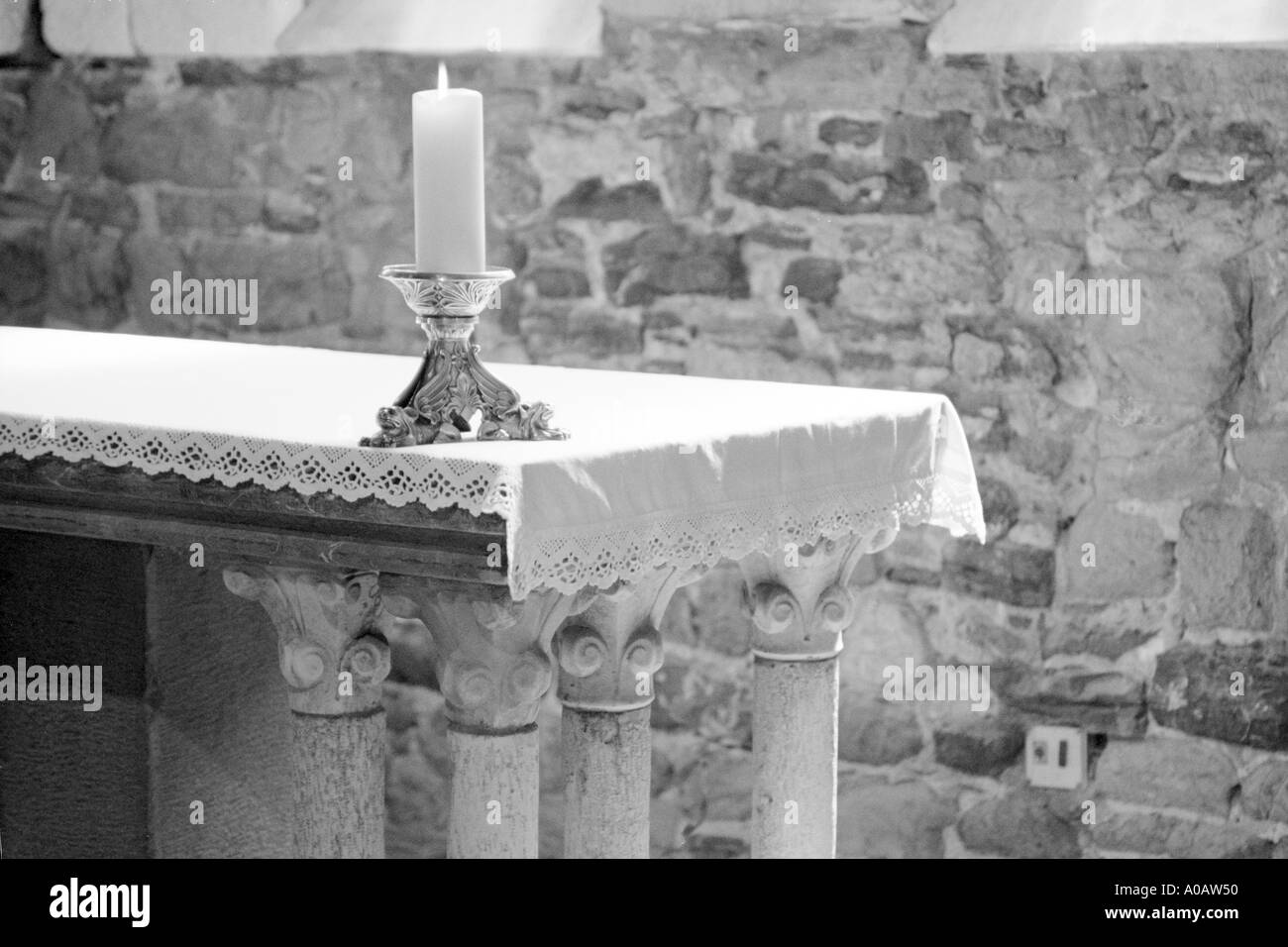 Marriage altar hi-res stock photography and images - Alamy