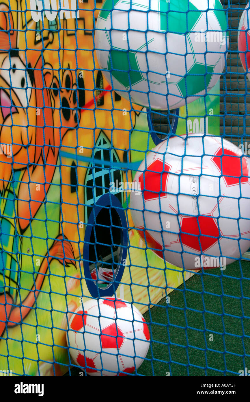 Fairground prize hi-res stock photography and images - Alamy