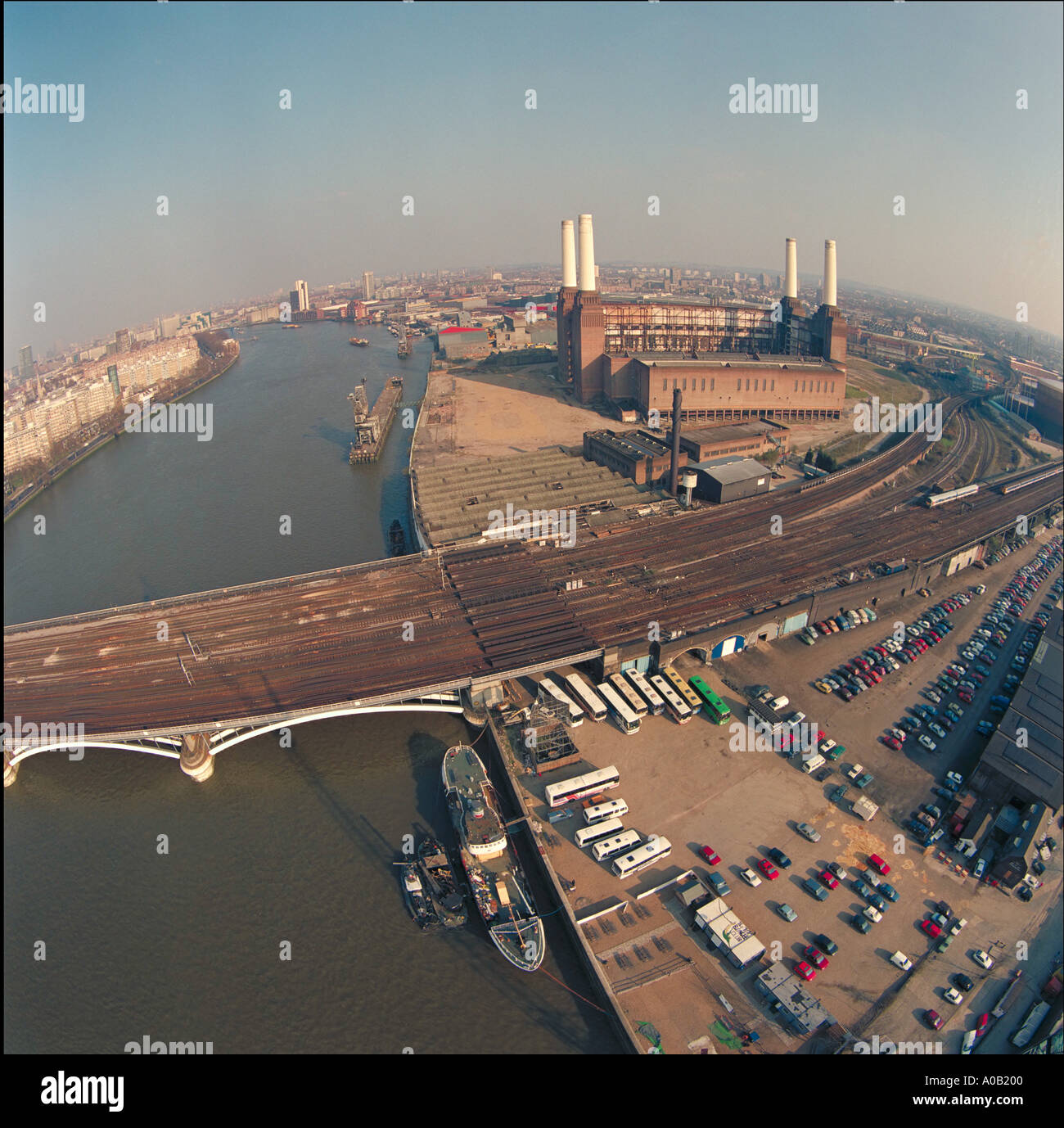 London fisheye aerial hi-res stock photography and images - Alamy