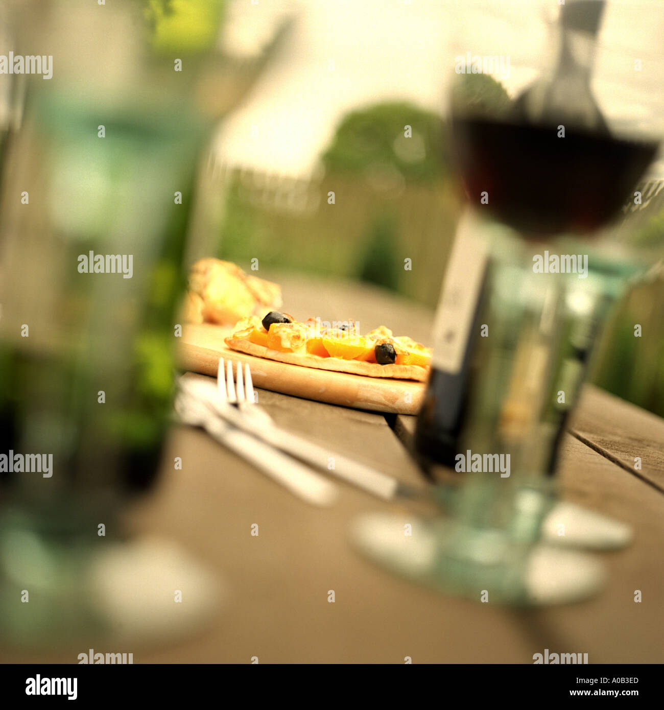 Outdoor garden table top Stock Photo - Alamy