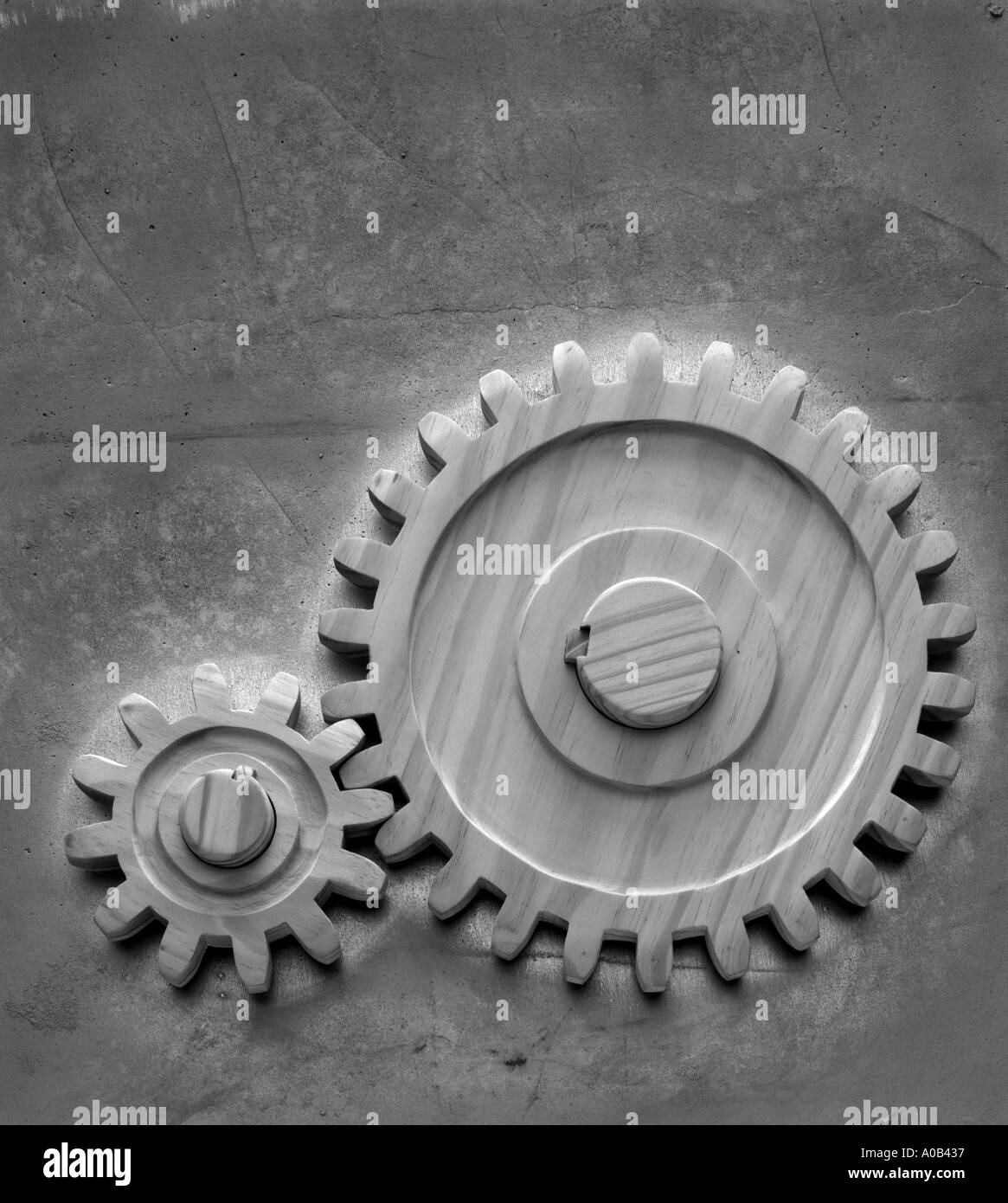 Wood gears hi-res stock photography and images - Alamy