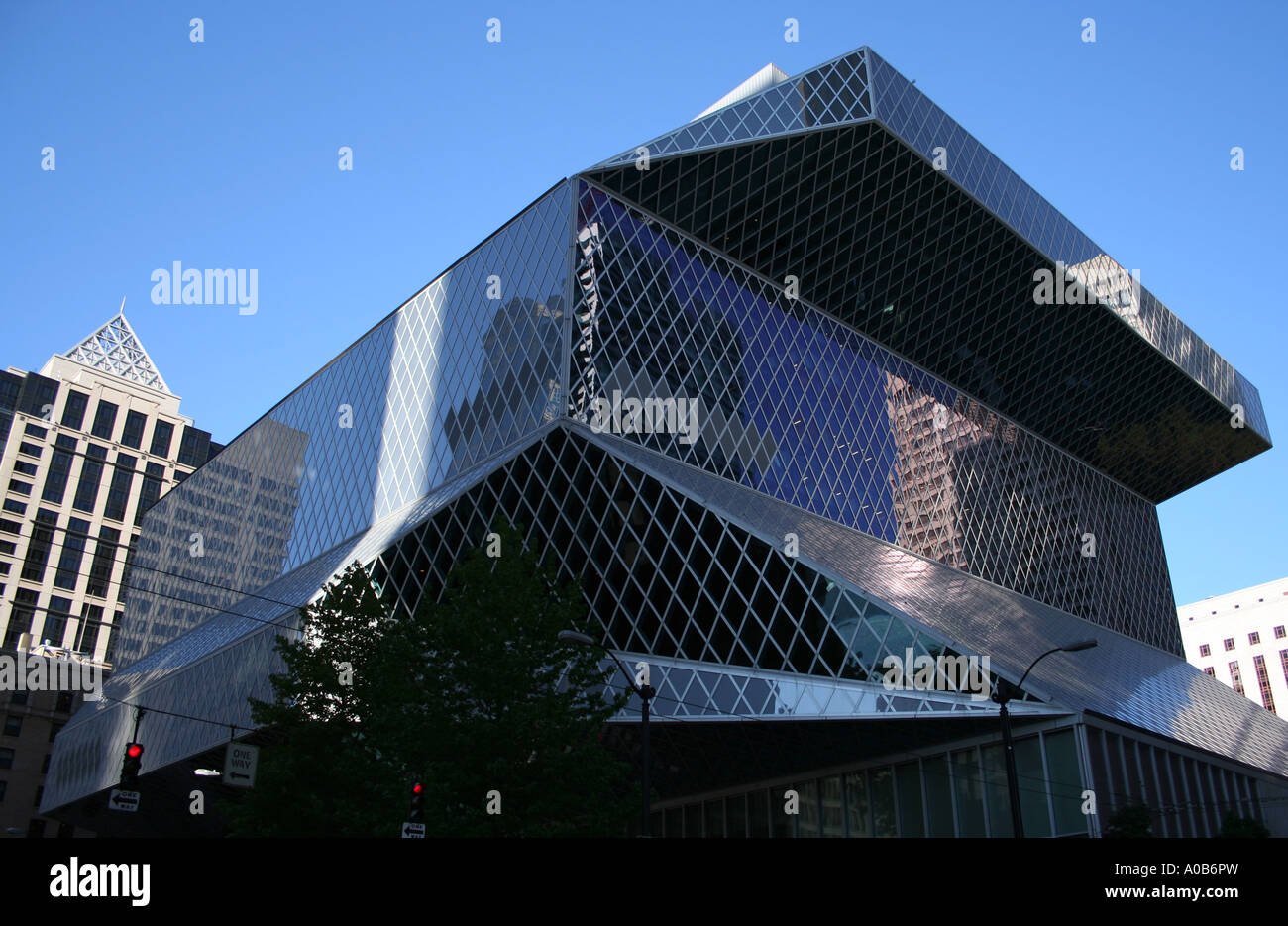 modern architecture of Seattle public library October 2006 Stock Photo ...