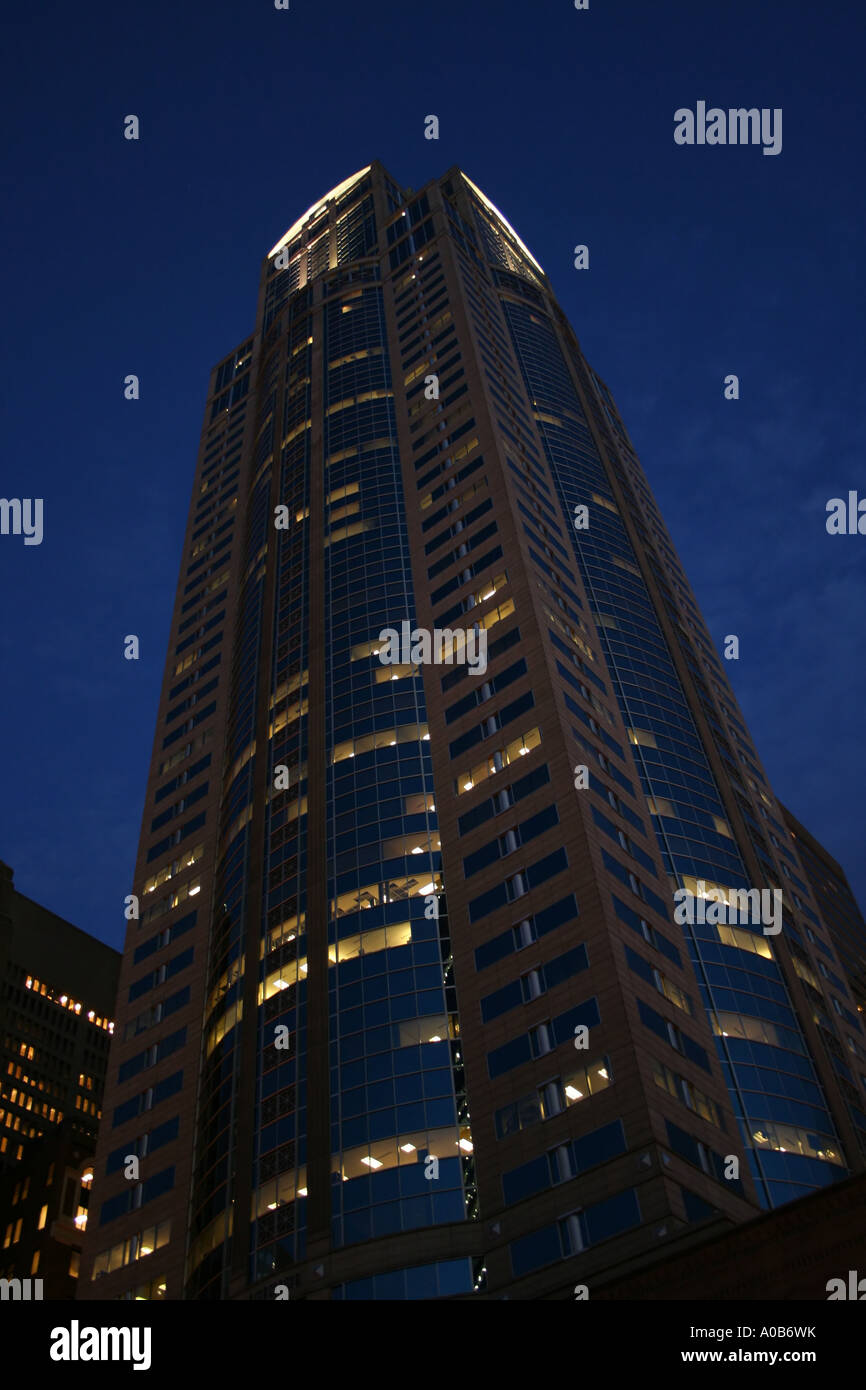 Washington mutual tower building hi-res stock photography and images ...