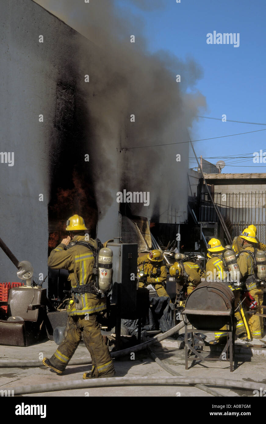 Fire fighting in Los Angeles, California at Western Avenue and 46th ...