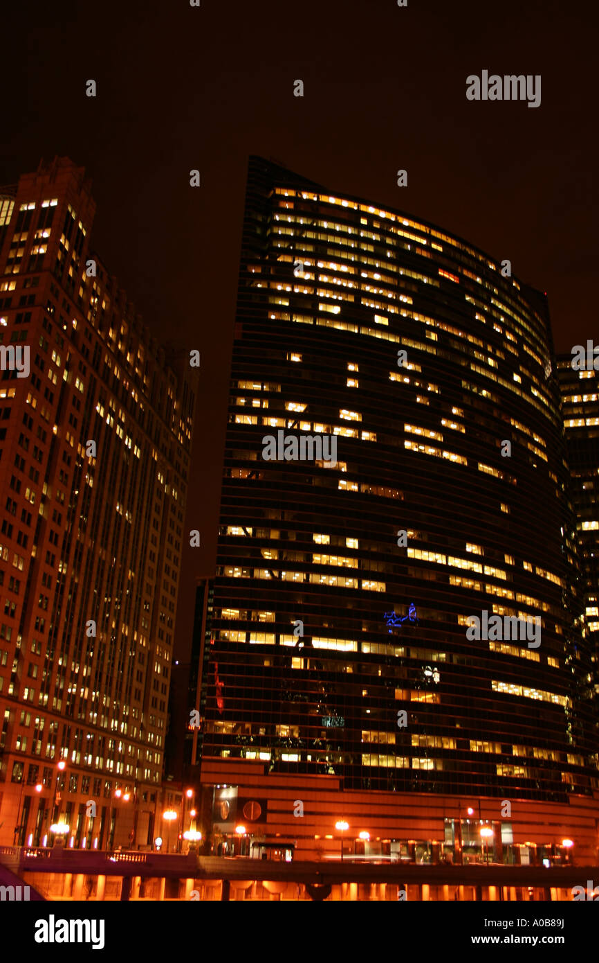 333 wacker drive building hi-res stock photography and images - Alamy