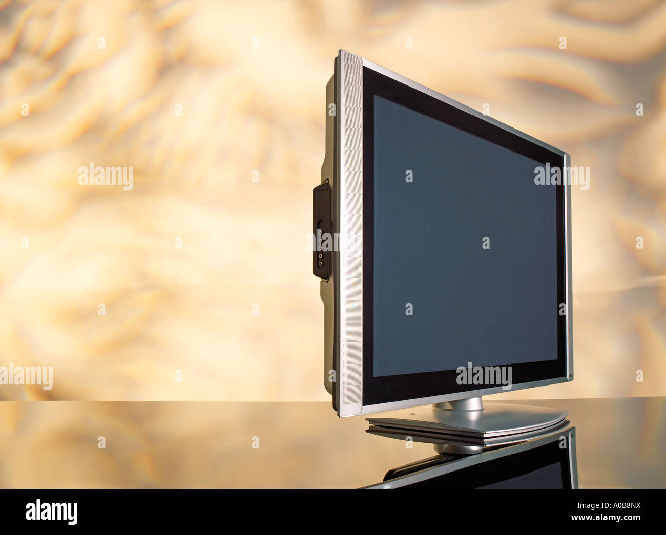 Plasma TV television flat screen horizontal Stock Photo - Alamy
