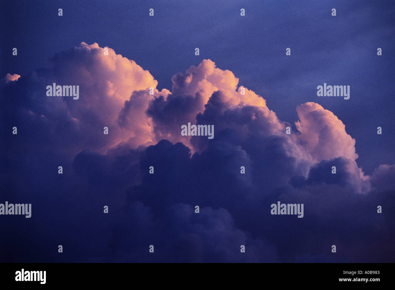 Billowing rays hi-res stock photography and images - Alamy