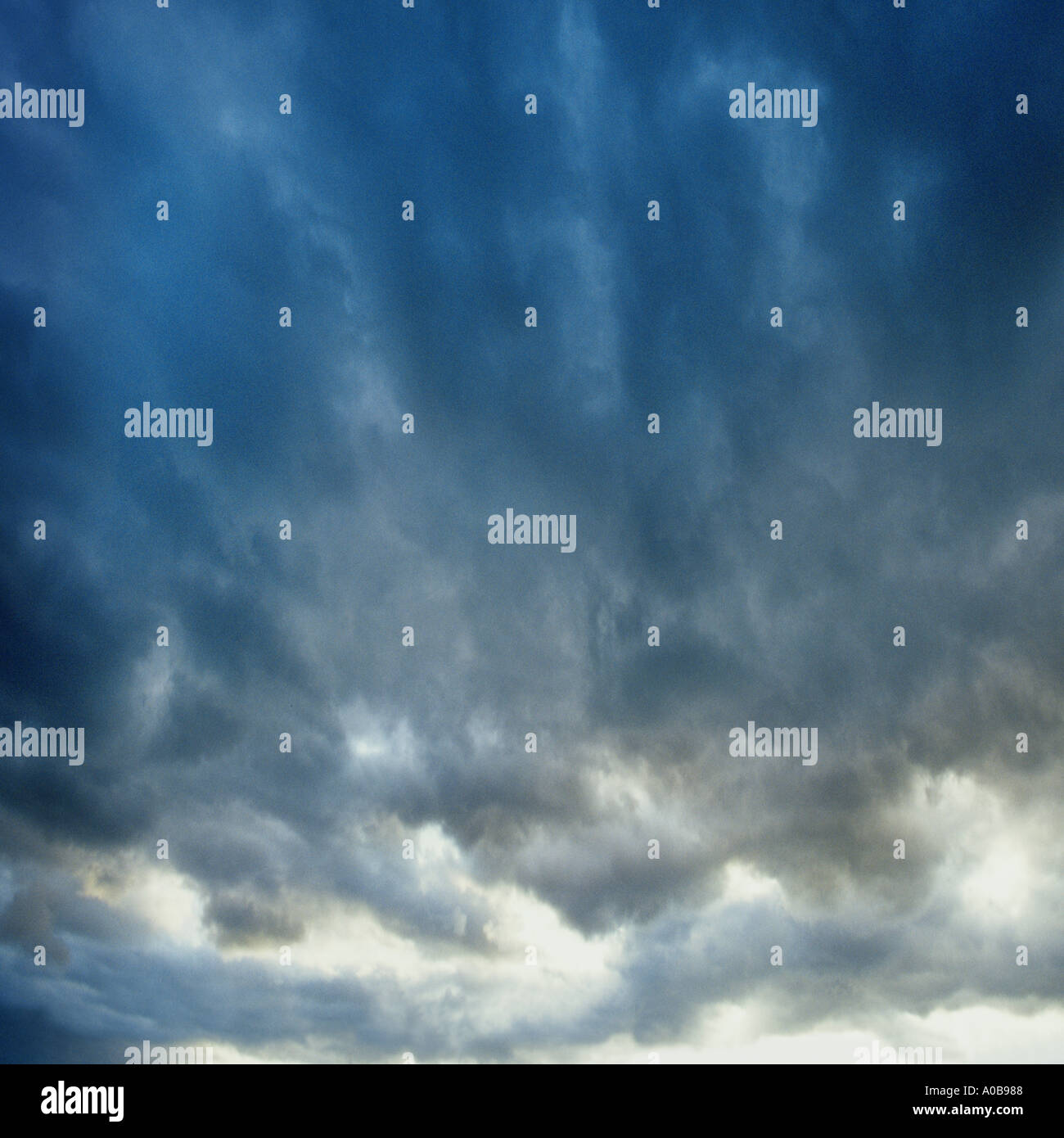Incoming threatening clouds hi-res stock photography and images - Alamy