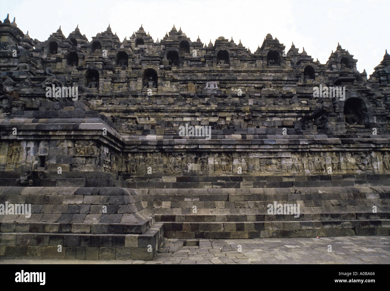 Sailendra dynasty hi-res stock photography and images - Alamy