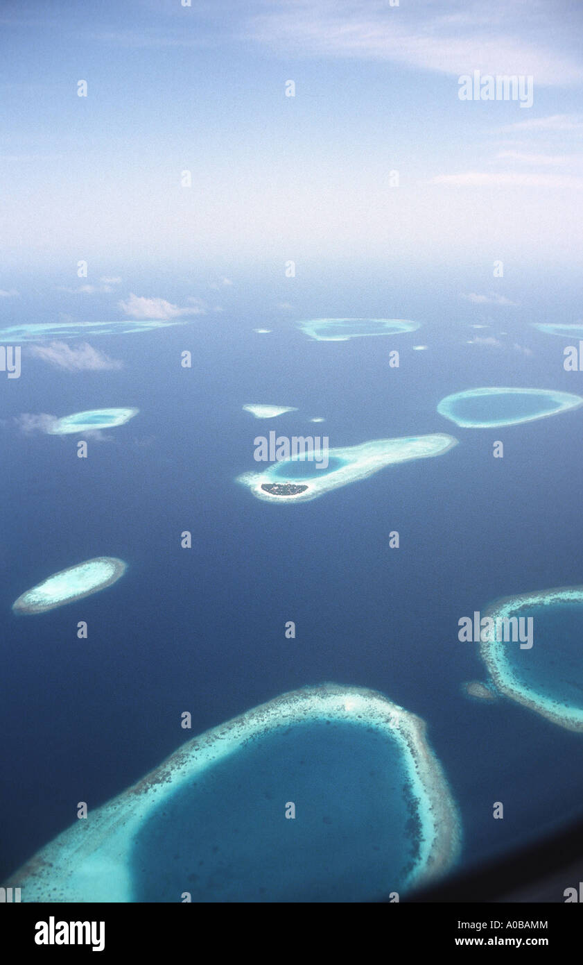 Maldivian atolls hi-res stock photography and images - Alamy