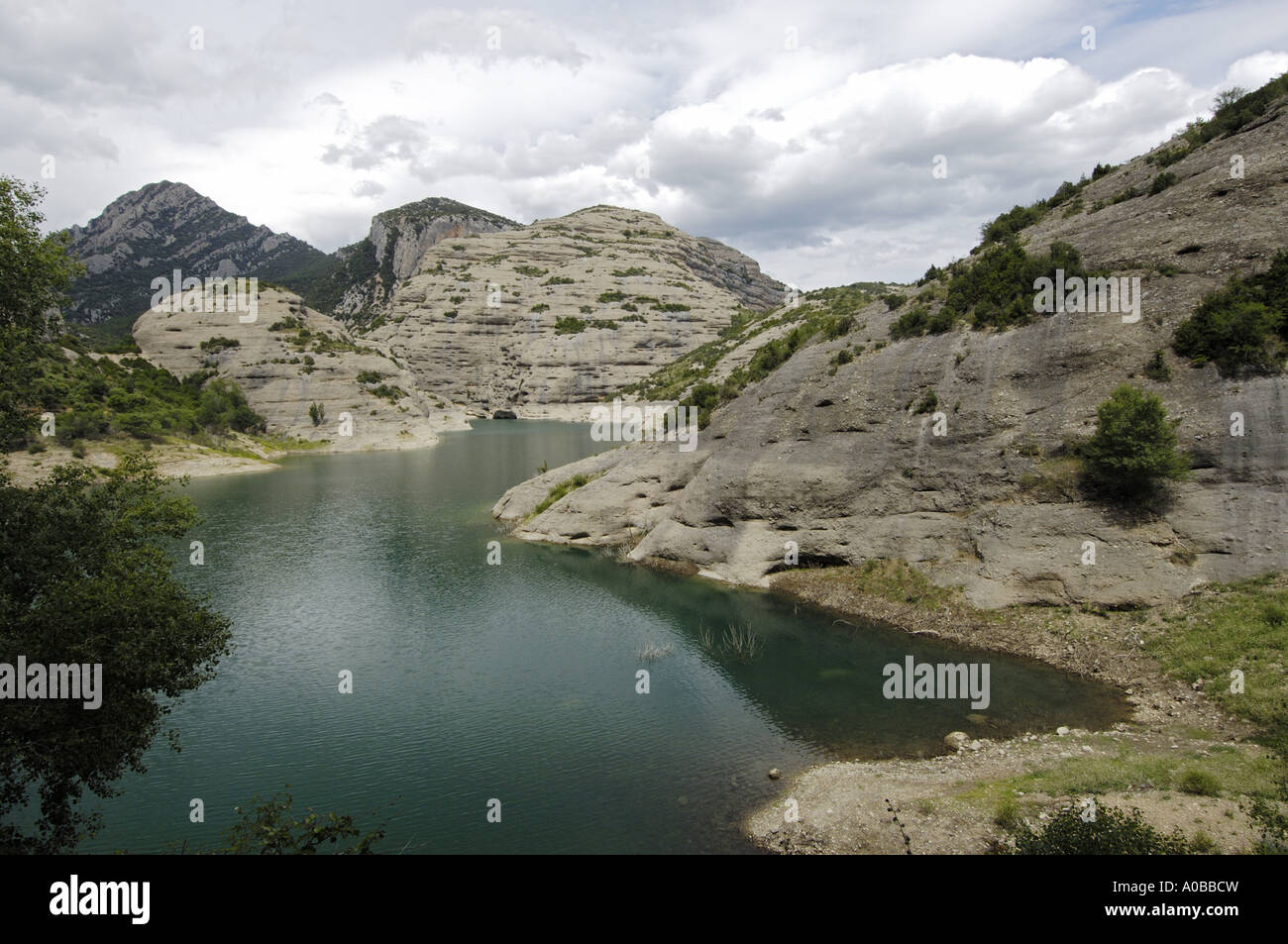 Reservoirs in the pyrenees hi-res stock photography and images - Alamy