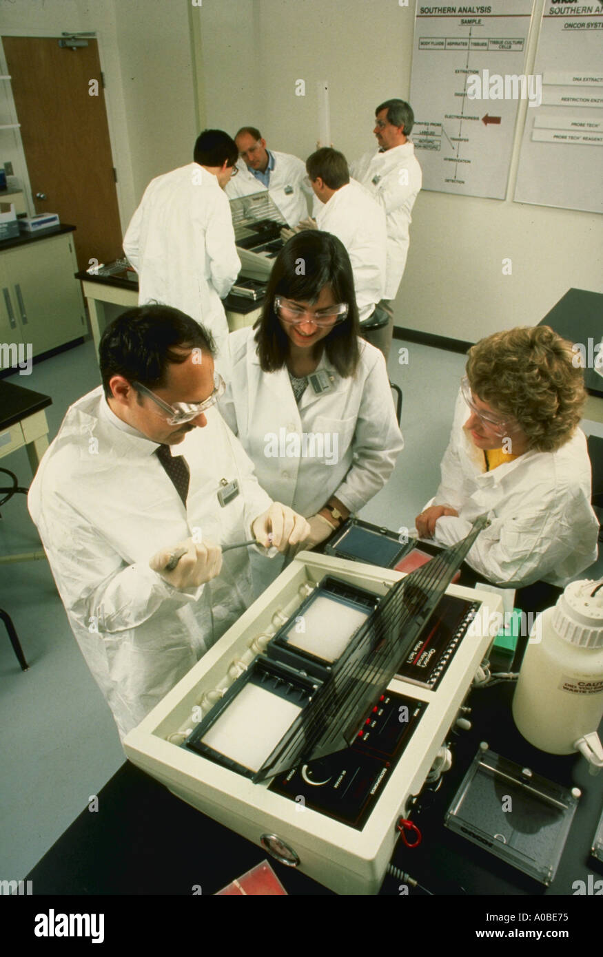 Women training hi hi-res stock photography and images - Alamy