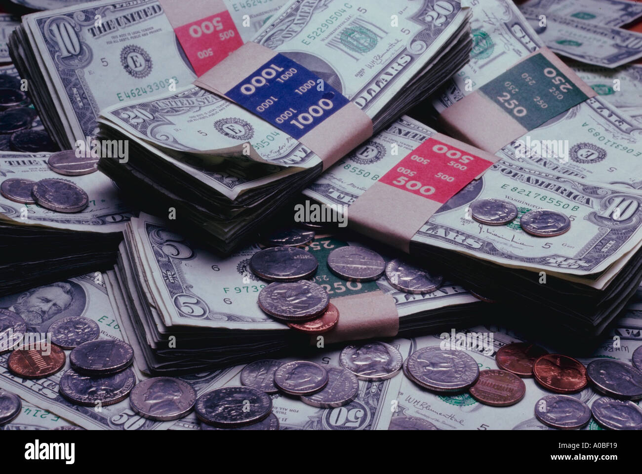 U currency and coin Stock Photo - Alamy