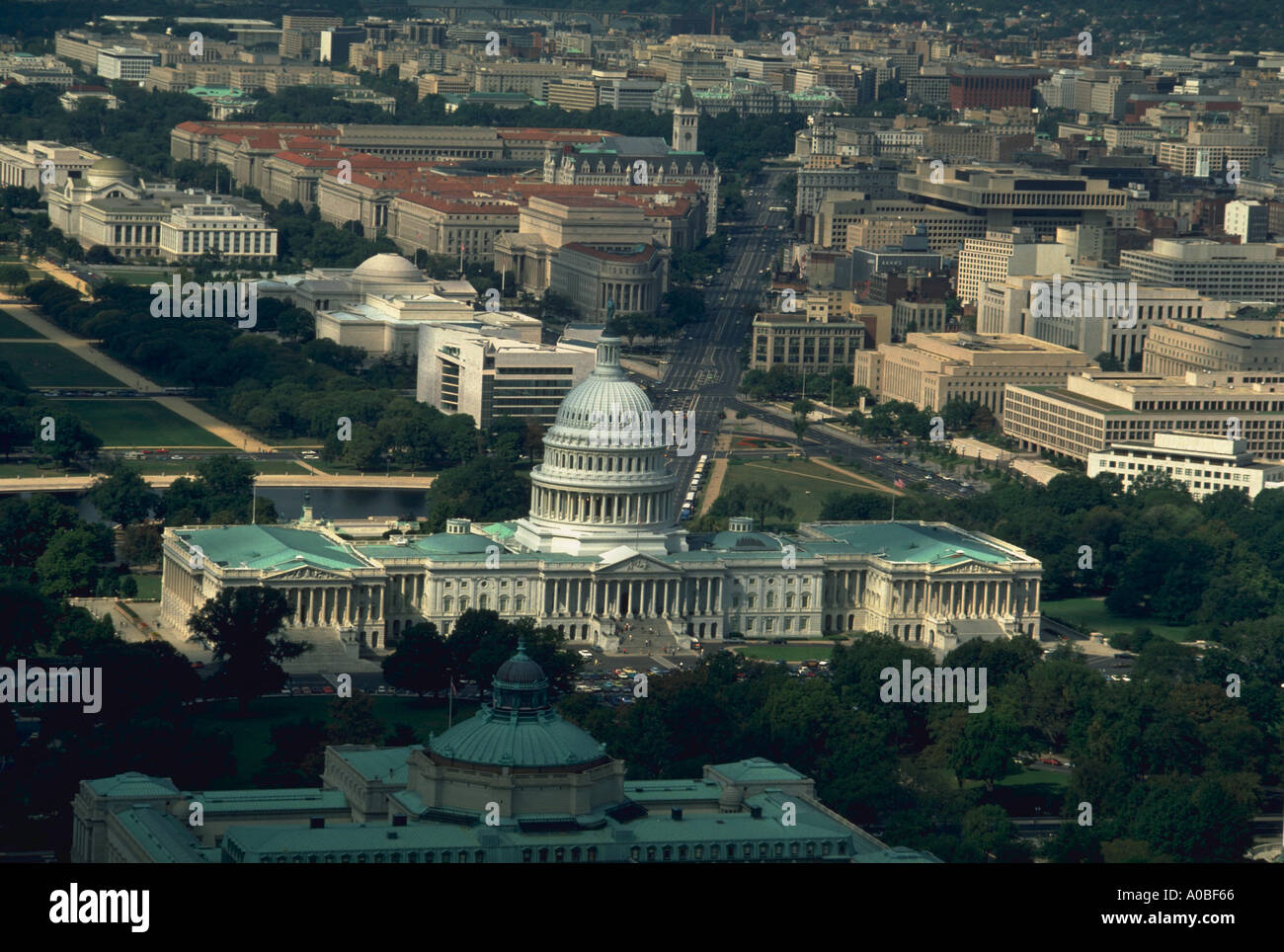 Washington dc pennsylvania avenue aerial hi-res stock photography and ...