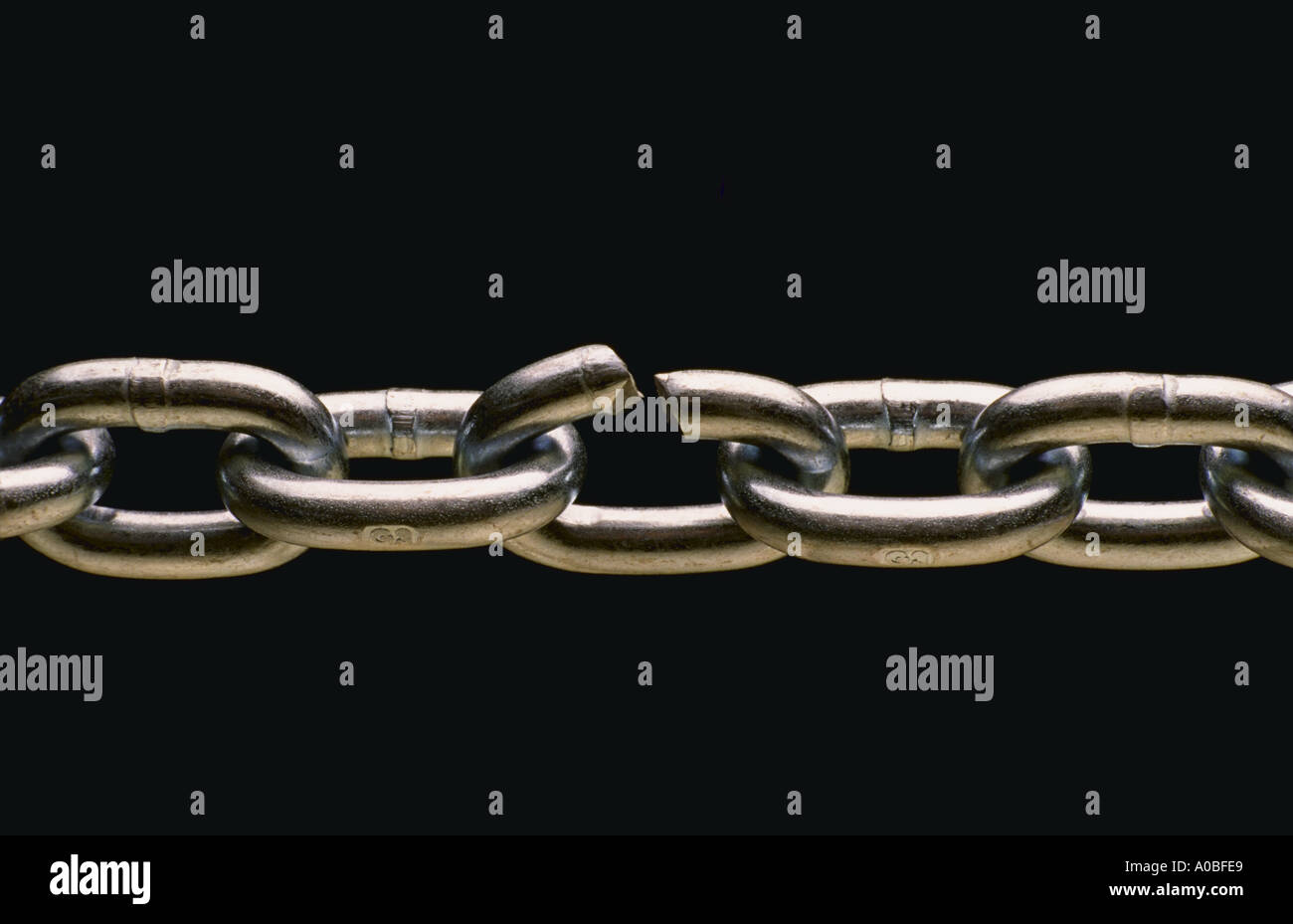 Breaking strain hi-res stock photography and images - Alamy