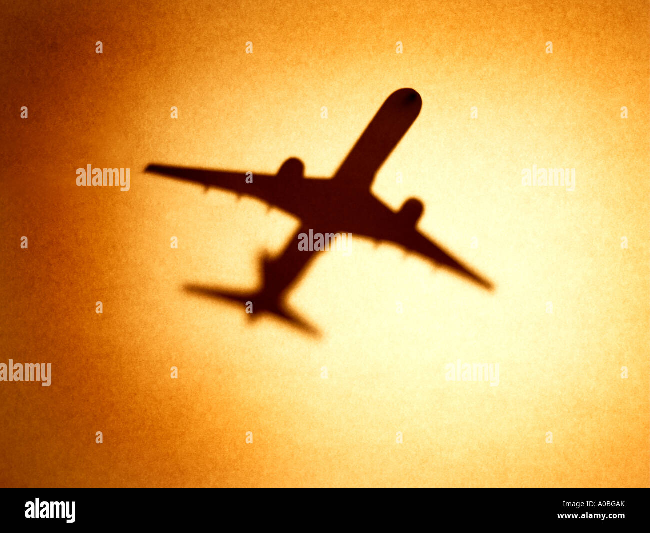 Airplanes silhouettes hi-res stock photography and images - Alamy