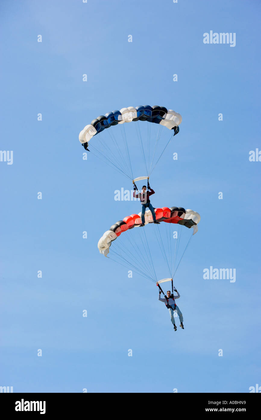 Tandem jump men hi-res stock photography and images - Alamy