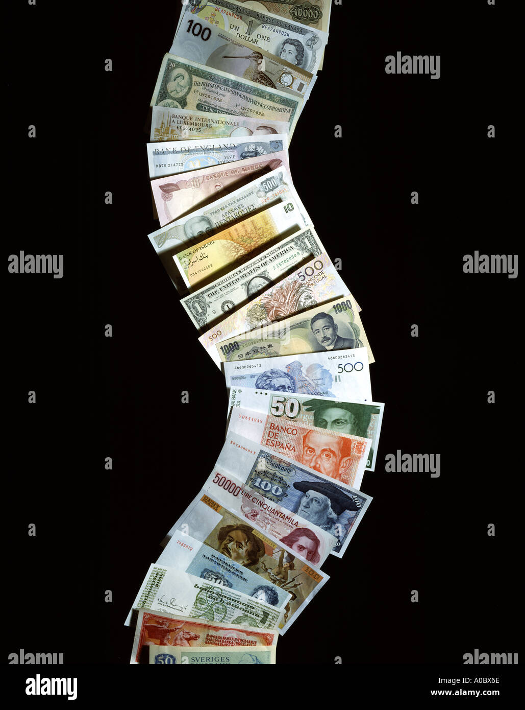 INTERNATIONAL CURRENCIES BANKNOTES Stock Photo - Alamy