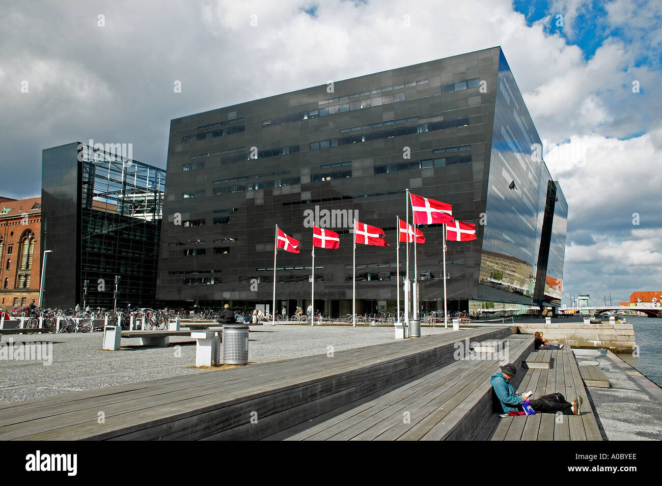 Black granite the black diamond library hi-res stock photography and ...