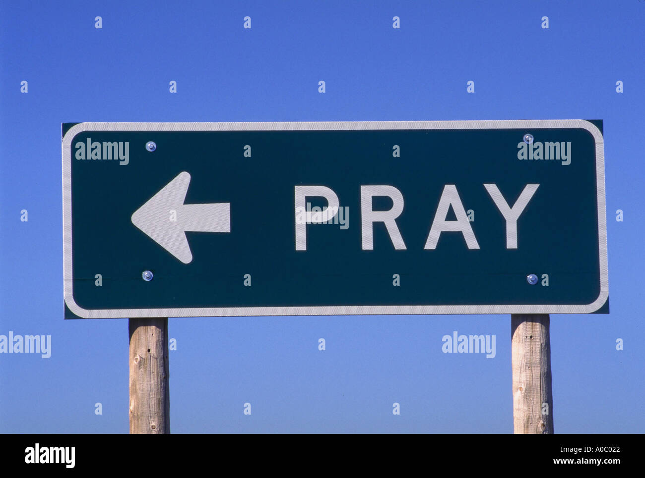 Road sign leading to Pray Montana Stock Photo - Alamy