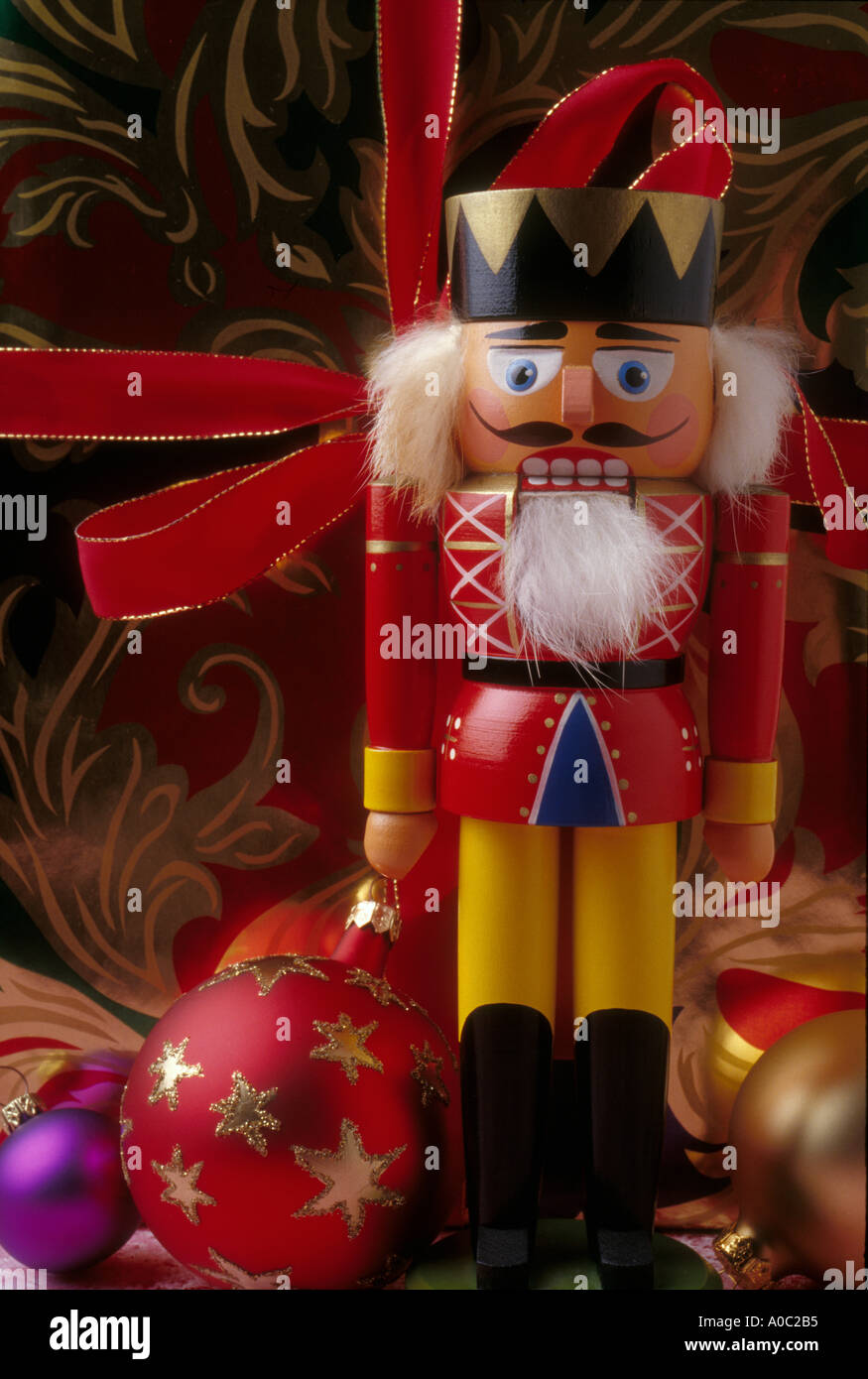 Nut cracker xmas decorations hi-res stock photography and images - Alamy