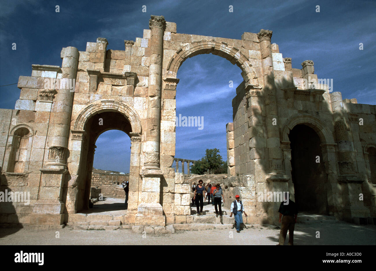 JORDAN the ruins of Jerash HADRIAN s ARCH columns and arches column ...