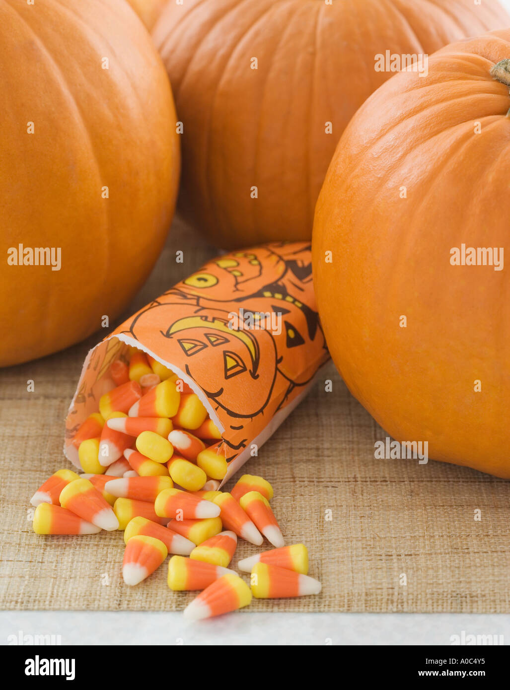 Food four round sweets hi-res stock photography and images - Alamy