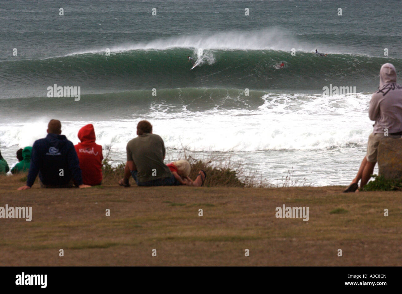 Tow in surfing cribbar wave hi-res stock photography and images - Alamy