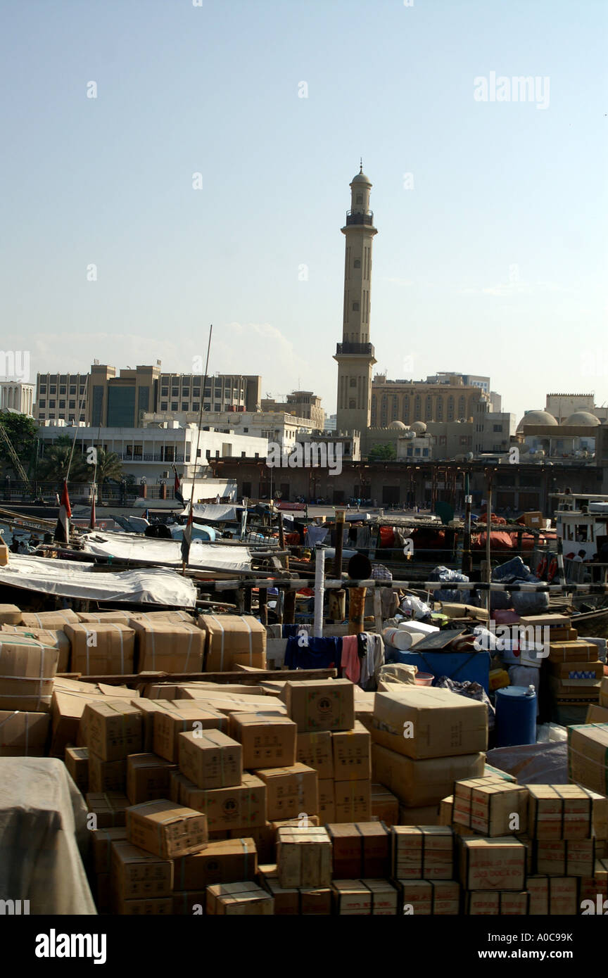 Lighterage hi-res stock photography and images - Alamy