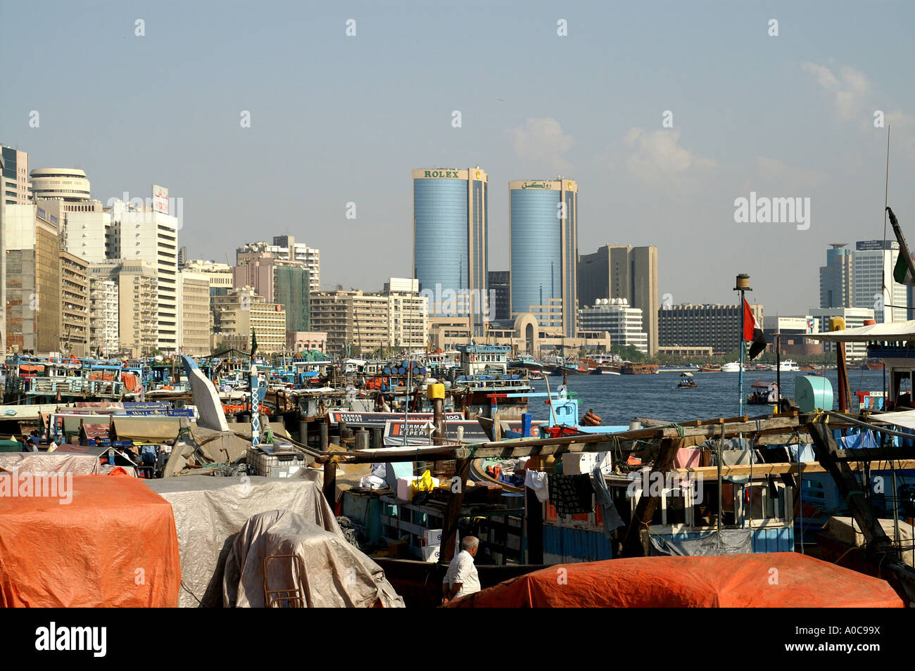 Lighterage hi-res stock photography and images - Alamy