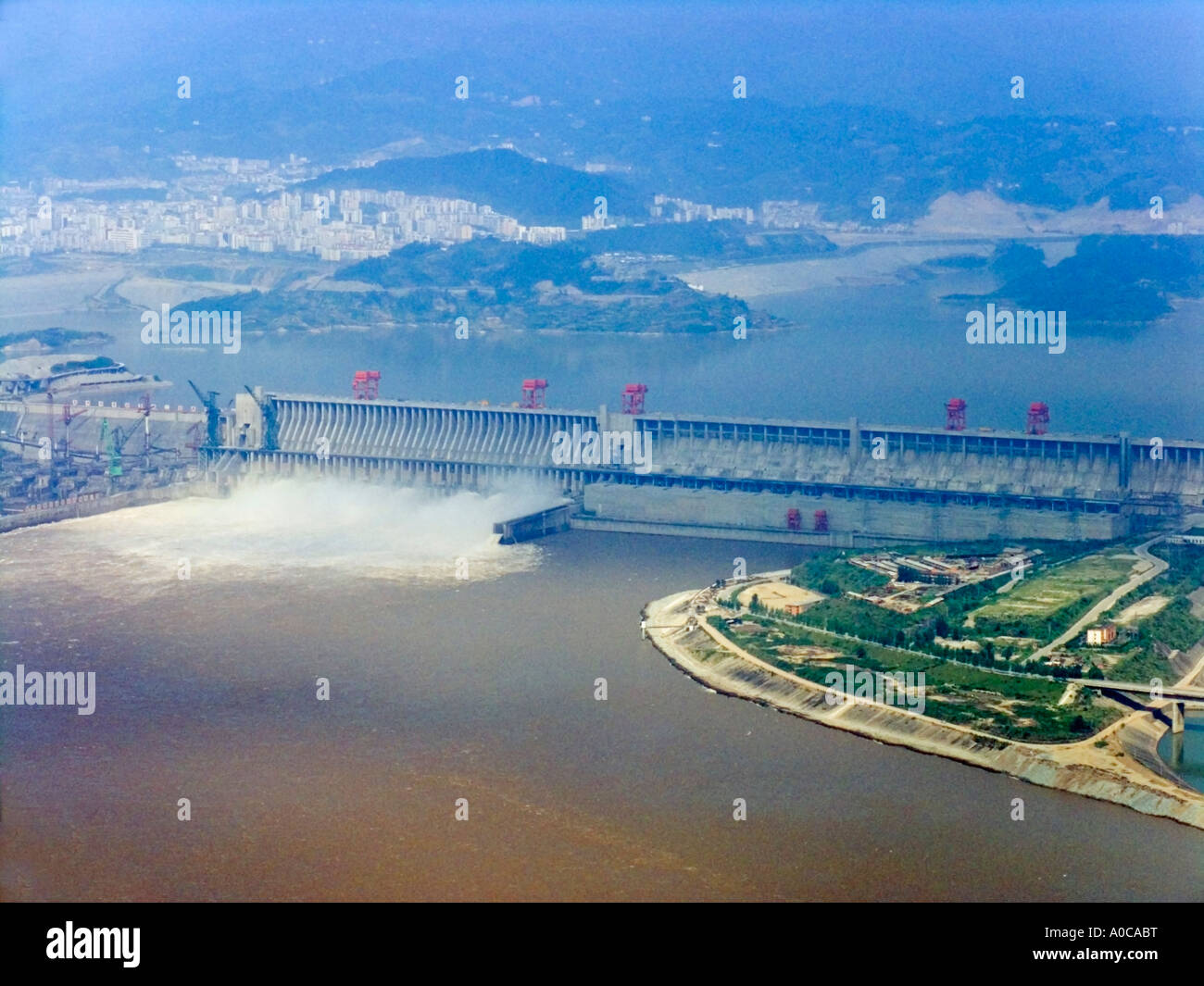 Three Gorges Dam on Yangtze River Stock Photo - Alamy