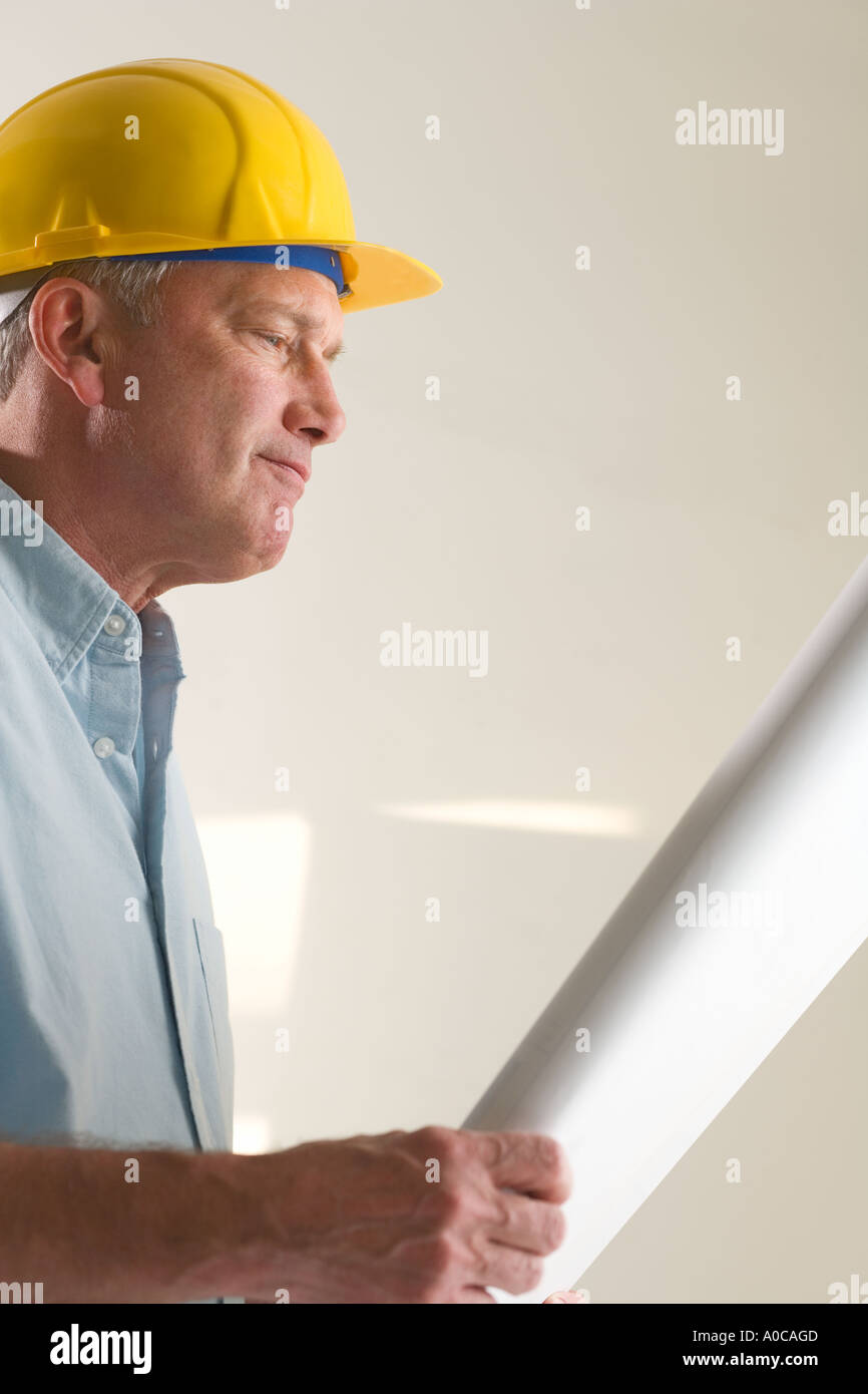 The contracting experience hi-res stock photography and images - Alamy