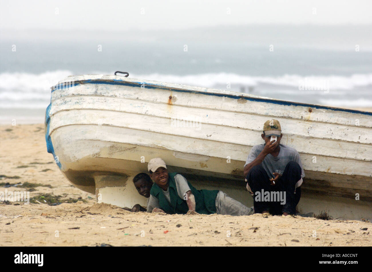 Daily life in the fishing port town of Merca on the Indian Ocean, Lower ...