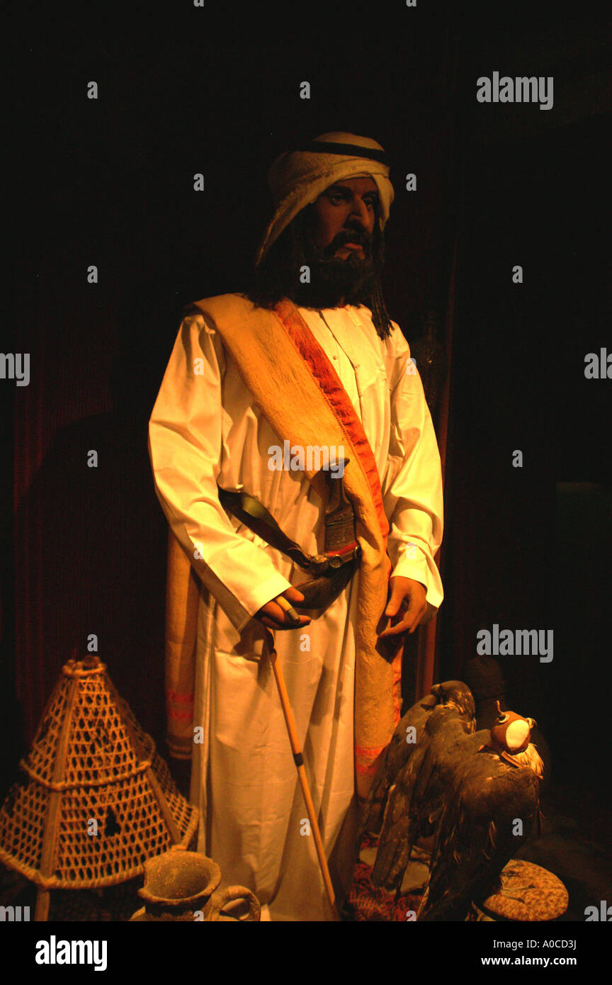 Arab costume clothes garb Stock Photo - Alamy