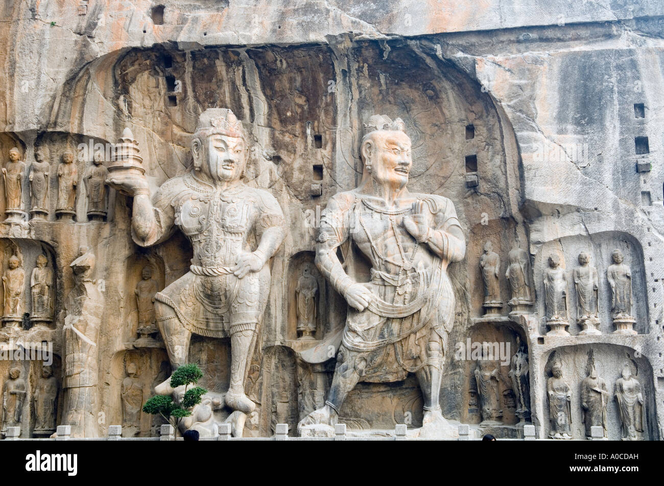 Fengxian Temple Stock Photos & Fengxian Temple Stock Images - Alamy