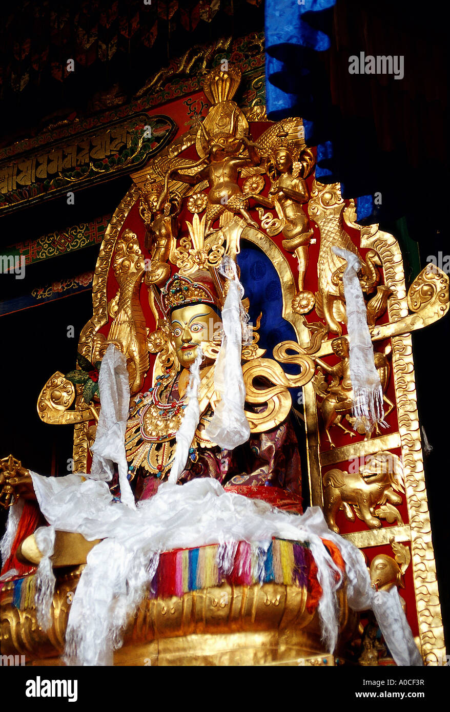 Buddha statue in tibet Stock Photo - Alamy